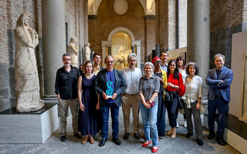 Premio Strega 2023, Ada D'Adamo è il vincitore con 'Come d'aria' | Sky TG24