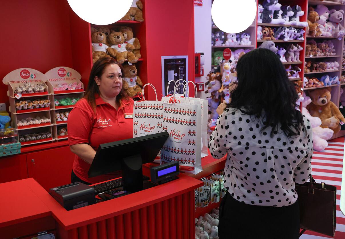 Hamleys a Milano, ha aperto il negozio di giocattoli più bello del ...
