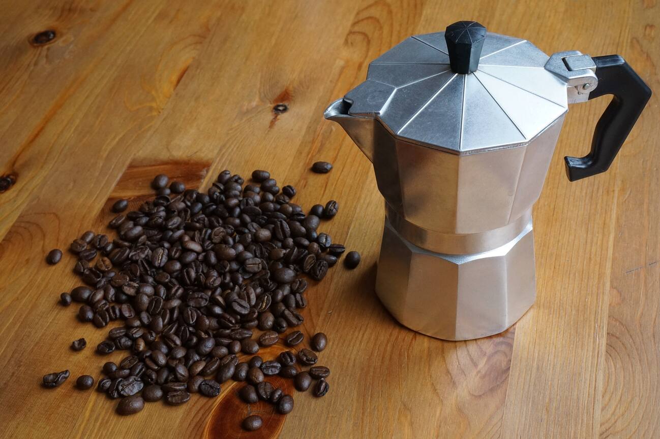 Caffè con la moka: come prepararlo in maniera perfetta. FOTO
