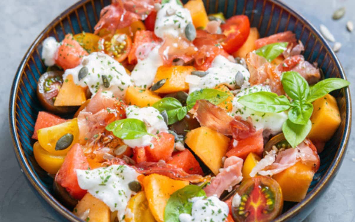 Cosa cucinare quando fa caldo: 10 idee per una cena estiva veloce | Sky ...
