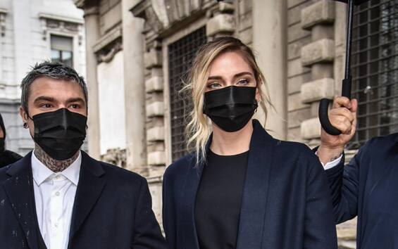 Fedez batte il Codacons. Il pm: aveva il diritto di criticare sui social