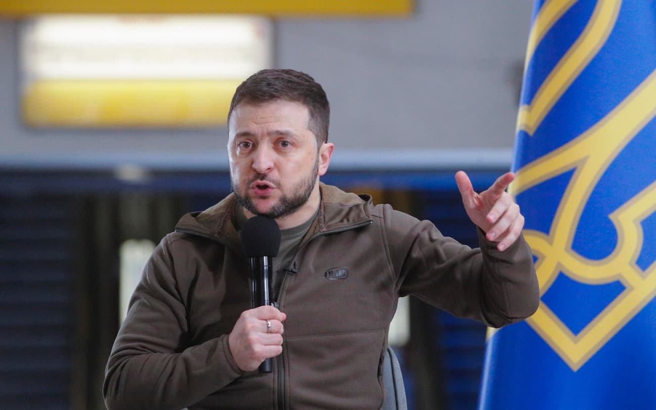 Zelensky, a quanto ammonta il suo patrimonio? I conti di Forbes | Sky TG24