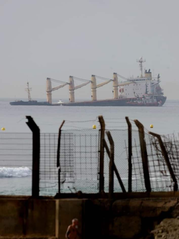 Gibilterra, petroliera a rischio affondamento dopo collisione ...