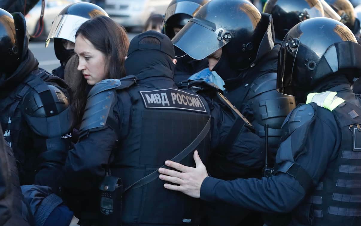 Putin, cosa succede in Russia se cade regime: scenari e prospettive ...