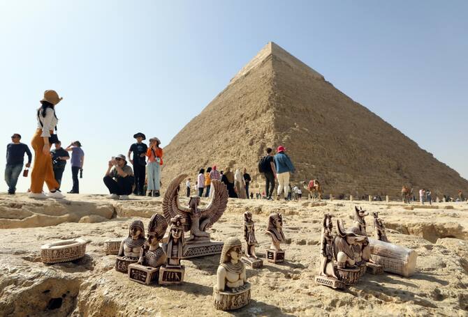 Piramide di Cheope, entusiasmo per la scoperta di un nuovo corridoio ...