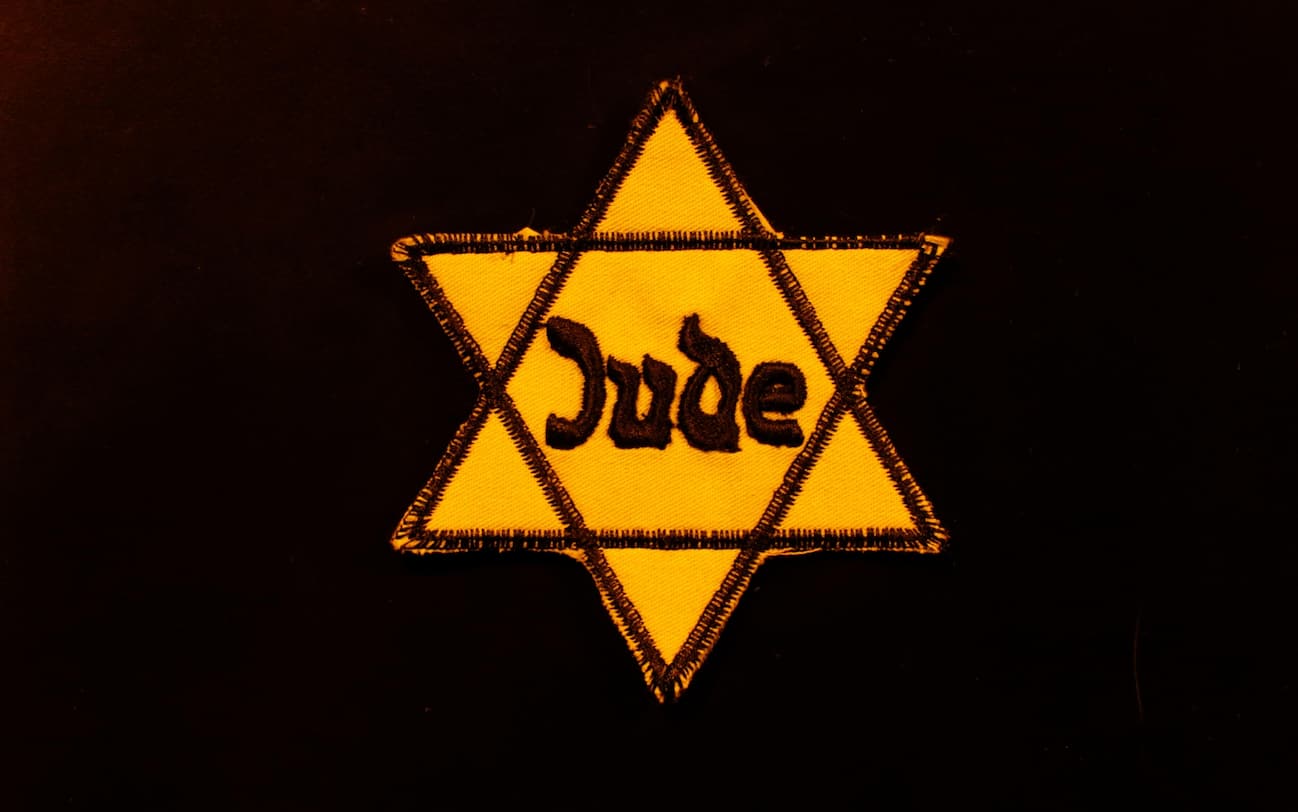 Giornata della Memoria, immagini simbolo dell'Olocausto: da treni della ...