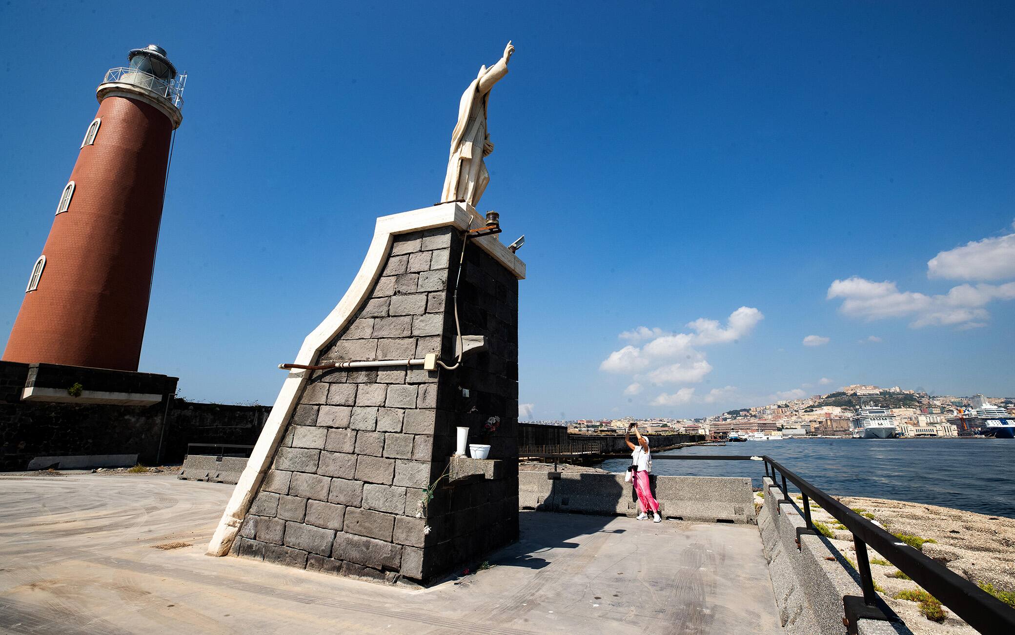 Napoli, intesa sul Molo San Vincenzo: riapertura dal 6 agosto | Sky TG24 Napoli, intesa sul Molo San Vincenzo: riapertura dal 6 agosto | Sky TG24