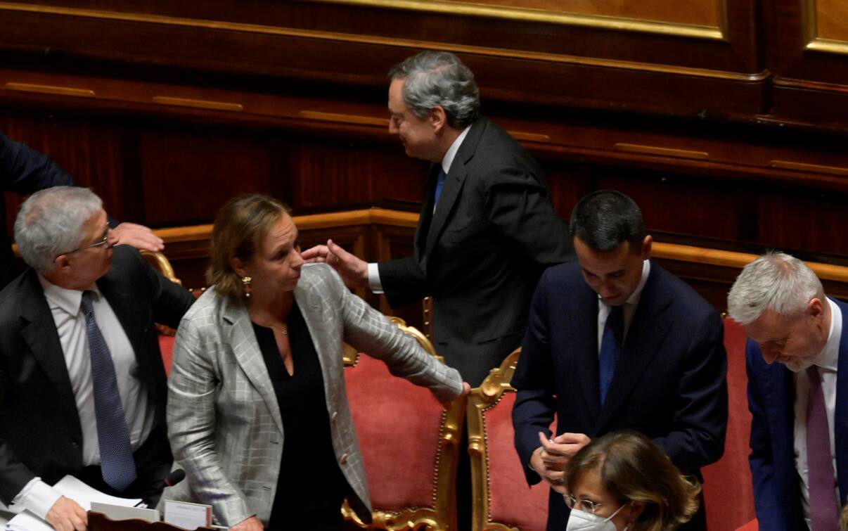 Caduta governo, cosa succede: dallo scioglimento delle camere alle ...