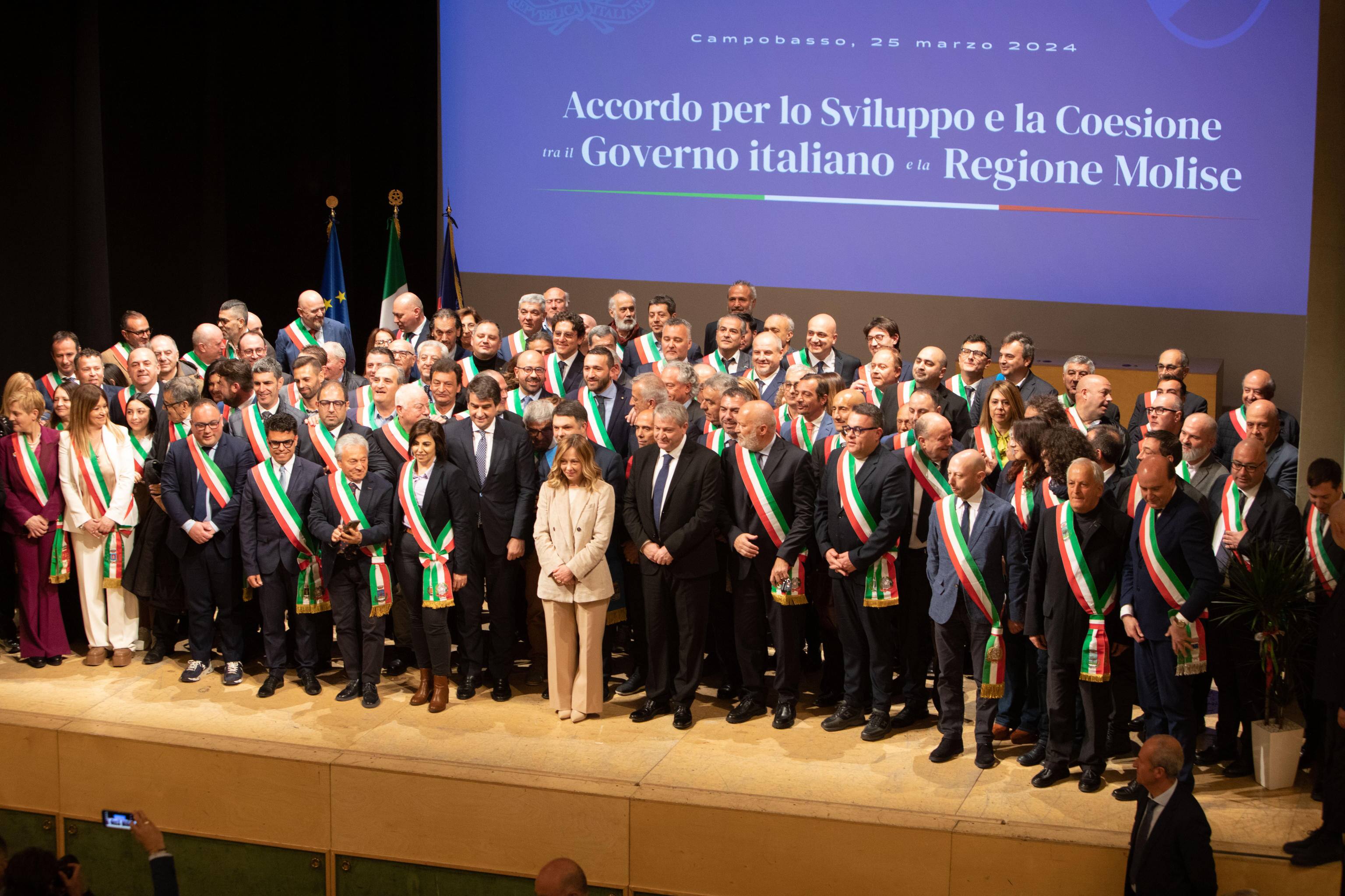 Meloni in Molise, firma per accordo di coesione e sviluppo | Sky TG24