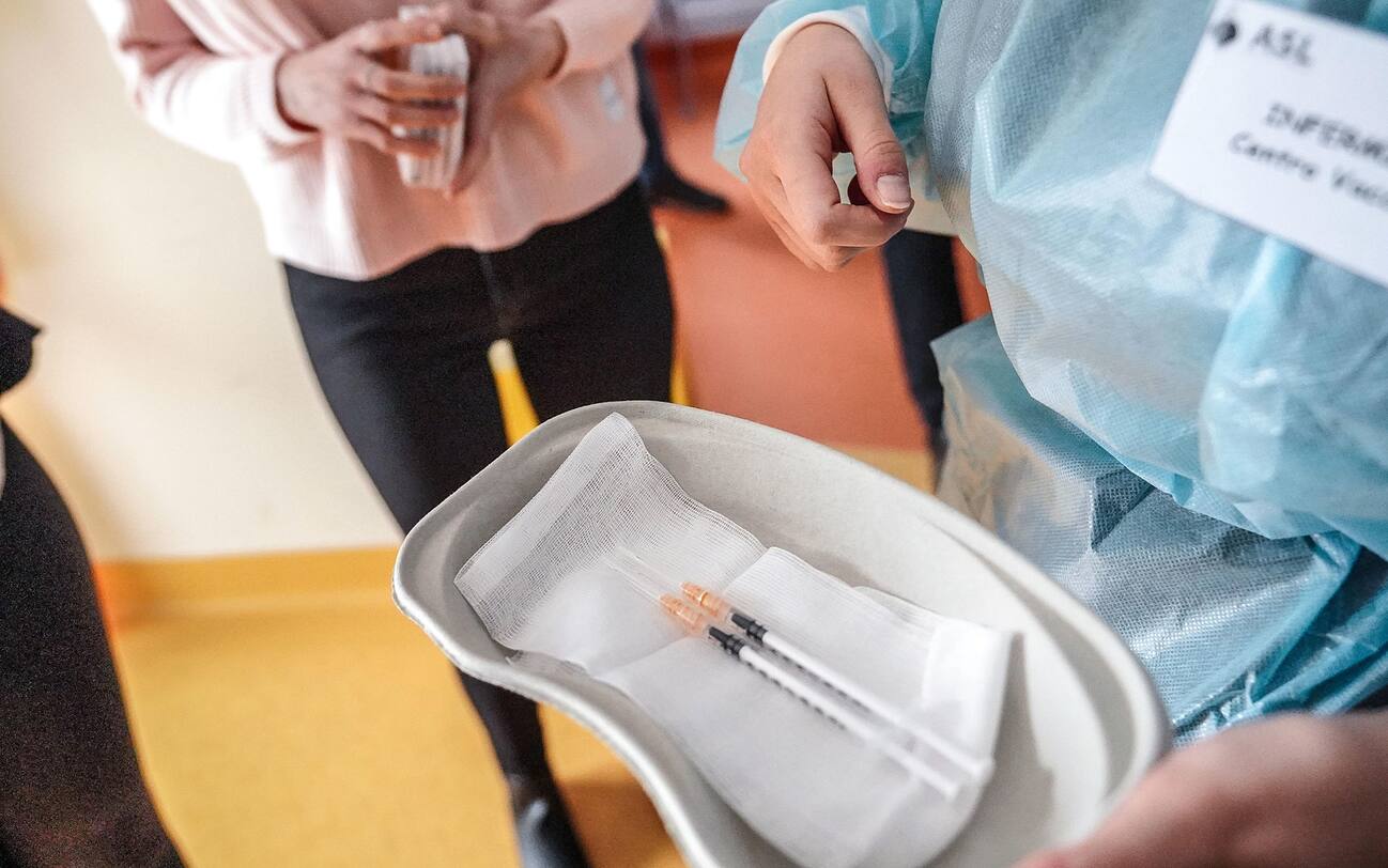 Febbre Dengue: cos'è, come si trasmette il virus e quali sono i sintomi ...