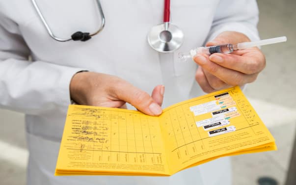 Tetano, sintomi e come si cura: vaccino e prevenzione malattia | Sky TG24