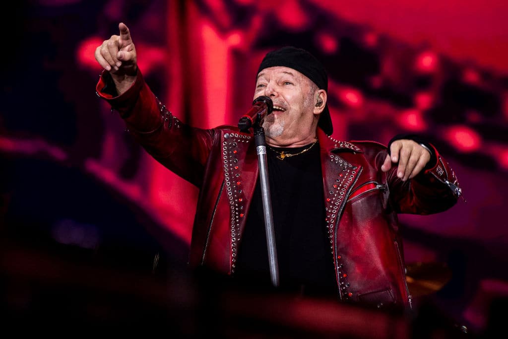 Vasco Rossi, arriva l'album di figurine Vasco Kom Collection