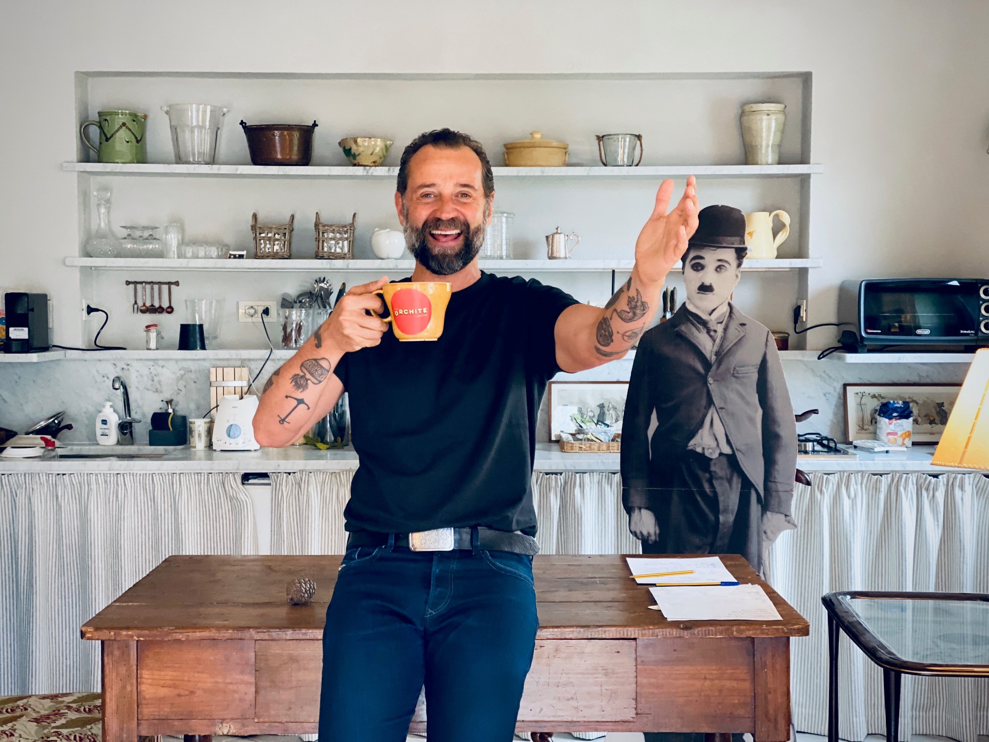 Fabio Volo presenta a Sky Tg24 l’ultima puntata di “The Orchite Show ...