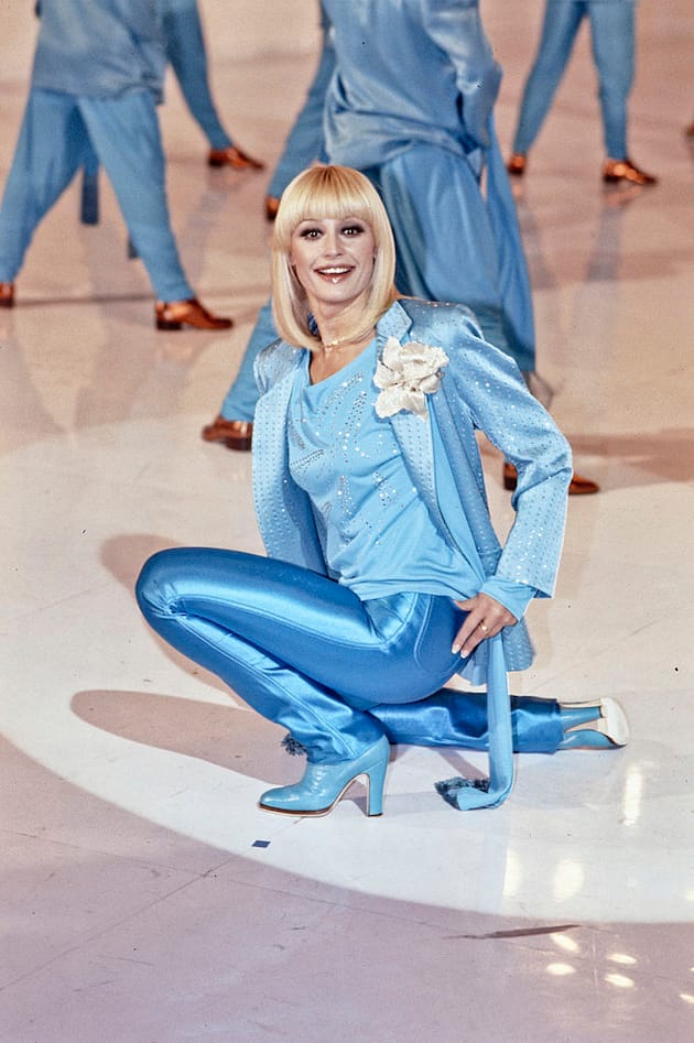 Raffaella Carrà icona di stile: i suoi [n] look intramontabili. FOTO ...