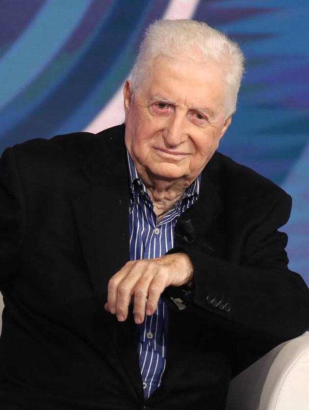 Addio a Gianfranco D'Angelo, la fotostoria dell'attore comico | Sky TG24