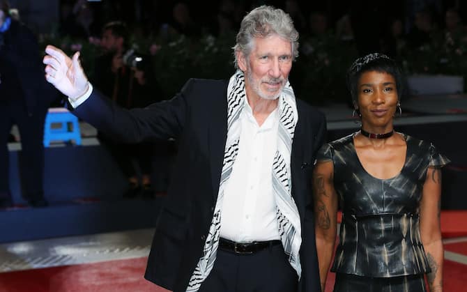 Pink Floyd, Roger Waters ha sposato Kamilah Chavis a 78 anni: le foto ...