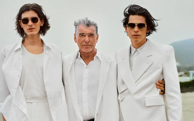 Pierce Brosnan posa con i figli Dylan e Paris sulla cover di GQ. FOTO
