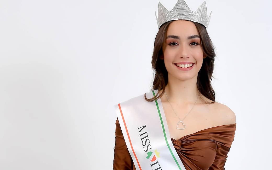 Miss Italia 2022, chi è la vincitrice Lavinia Abate: la sua storia ...