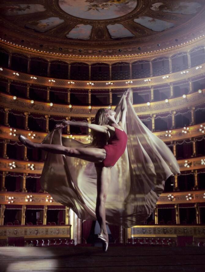 Ballerini classici, gli italiani più famosi da Carla Fracci a Roberto ...