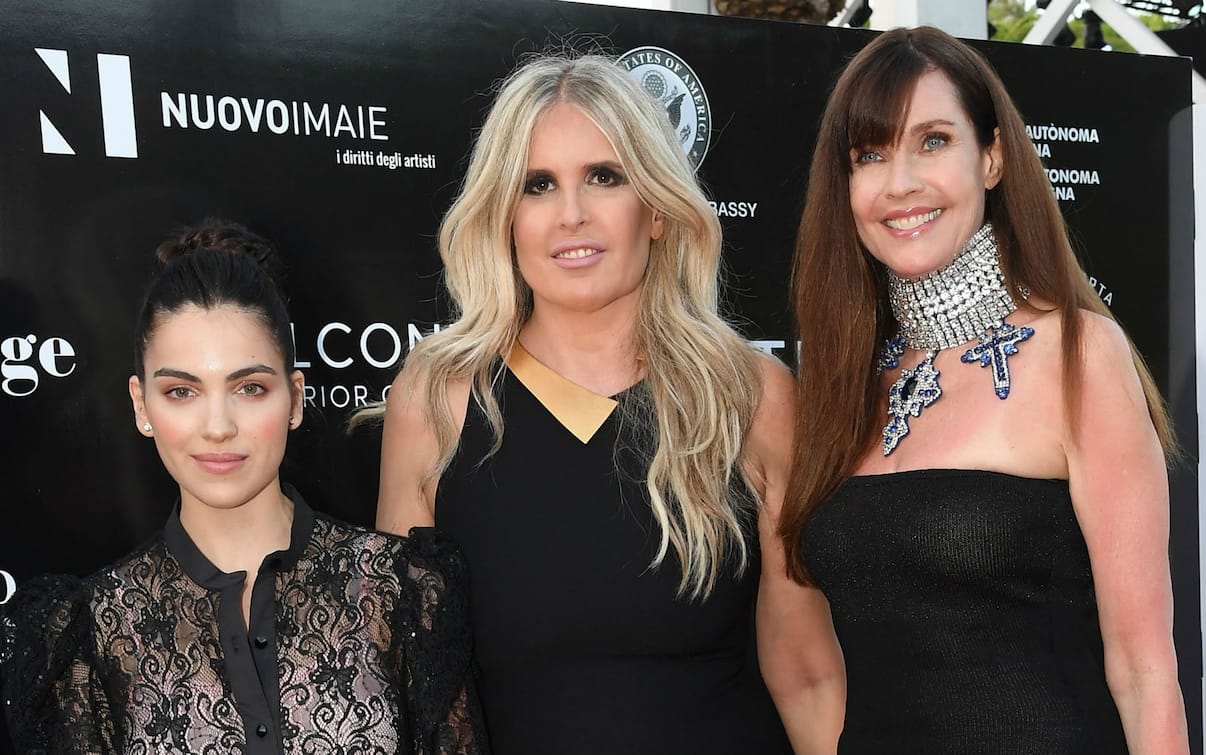 Carol Alt oggi, dalla storia con Ayrton Senna al presente | Sky TG24