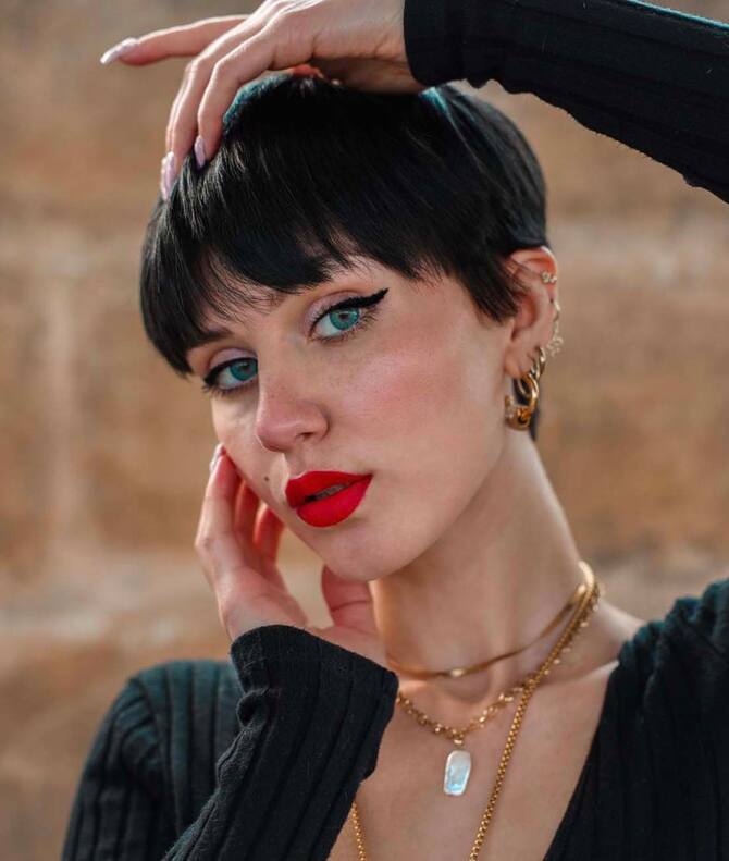 Moda, torna il taglio a scodella, da Lazza a Sethu passando per Ultimo ...