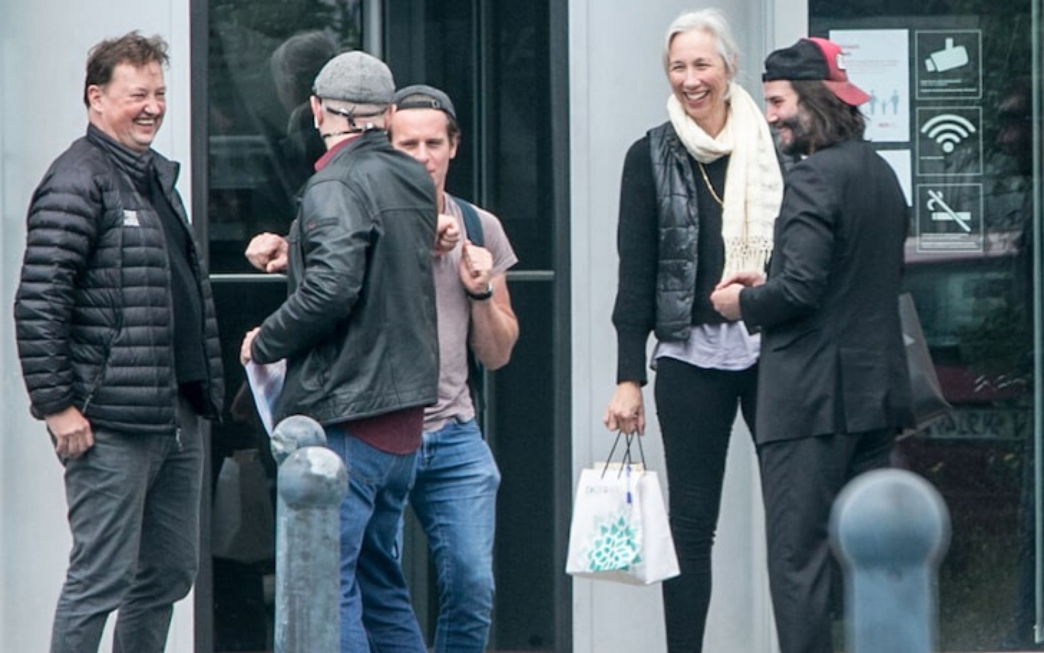 Matrix 4, Keanu Reeves e Neil Patrick Harris tornano sul set. FOTO