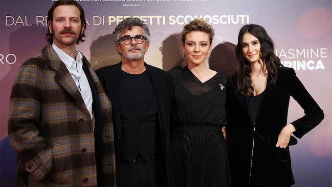 Supereroi, il cast del film di Paolo Genovese con Jasmine Trinca e Alessandro Borghi | Sky TG24