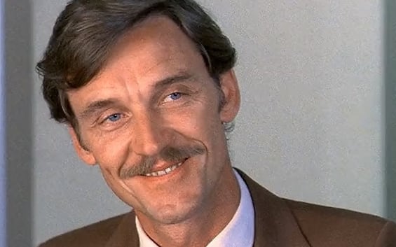 Addio a John Steiner, attore inglese e volto del cinema italiano di ...