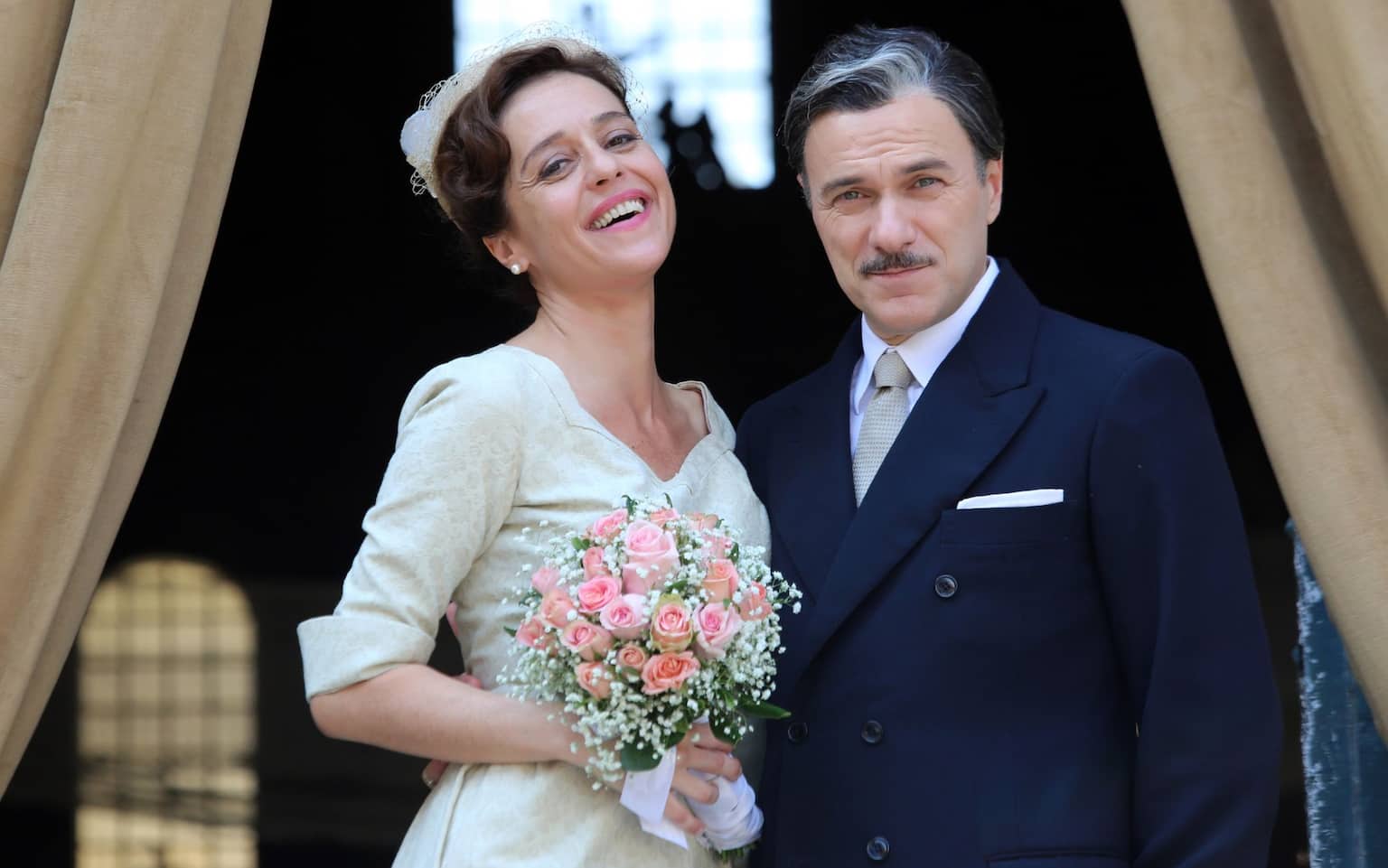 Filumena Marturano, il cast del film con Vanessa Scalera e Massimiliano ...