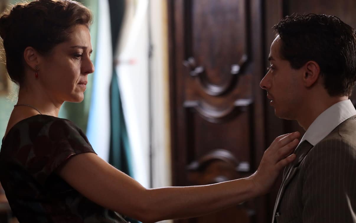 Filumena Marturano, il cast del film con Vanessa Scalera e Massimiliano ...