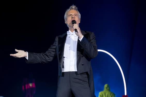 Claudio Baglioni presenta il film evento sull'album 'Dodici Note ... Claudio Baglioni presenta il film evento sull'album 'Dodici Note ...