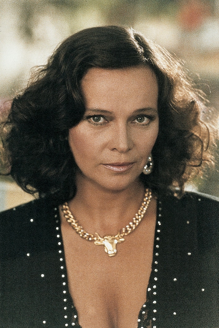 Laura Antonelli ecco le foto più belle tratte dai suoi film, in ...