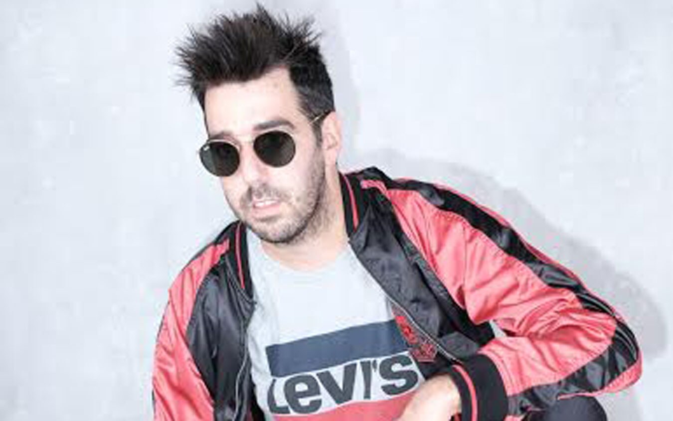 DJ Matrix ci porta in giostra con la sua musica | Sky TG24