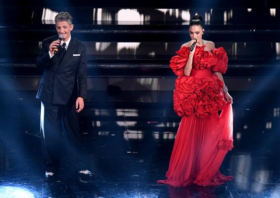 Sanremo 2021, cos'è successo nella seconda serata del Festival | Sky TG24