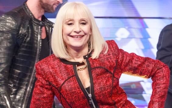 Rumore, il testo della canzone di Raffaella Carrà