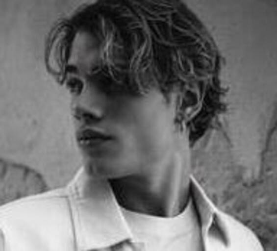 Biondo, il fascinoso Garçon (feat Shade) ricercato anche dal cinema ...