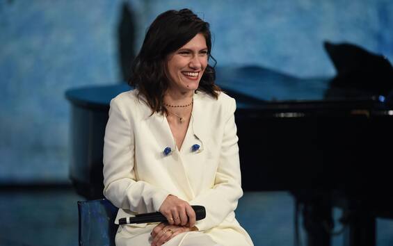 Elisa annuncia il nuovo singolo: info e data di uscita