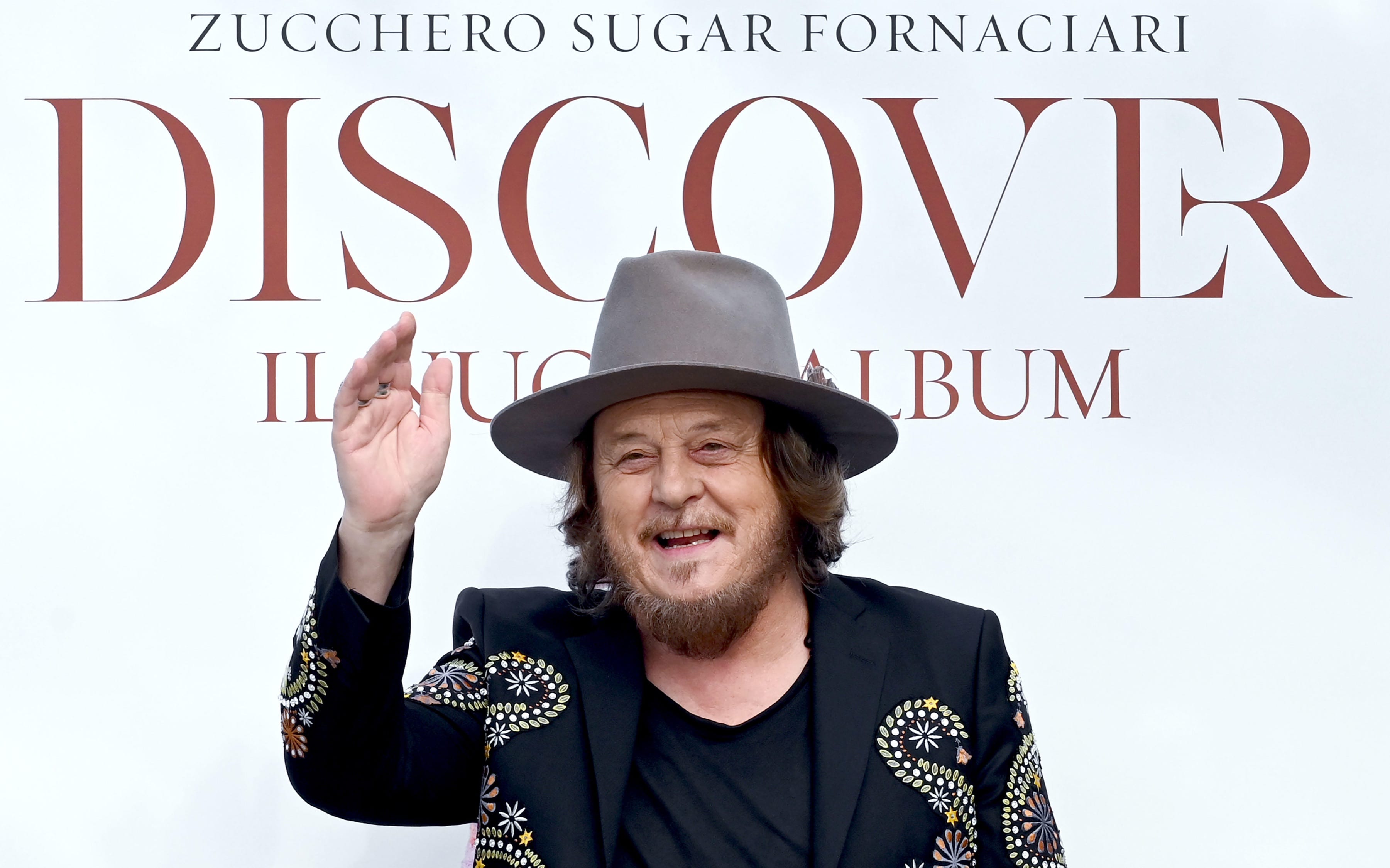Zucchero festeggia il disco d'oro di Discover