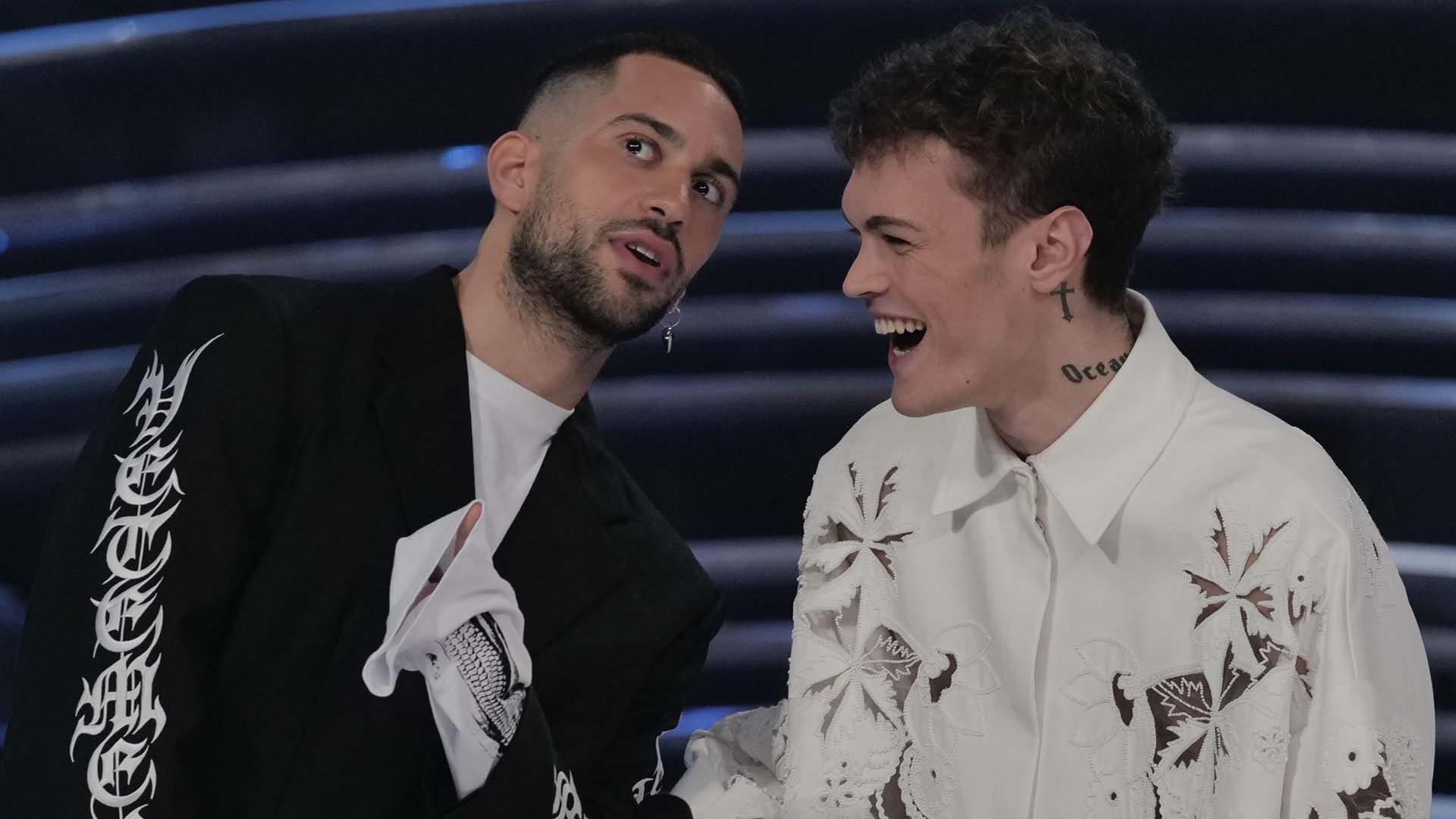 Mahmood e Blanco, duetto da 'Brividi', al Festival di Sanremo | Sky TG24
