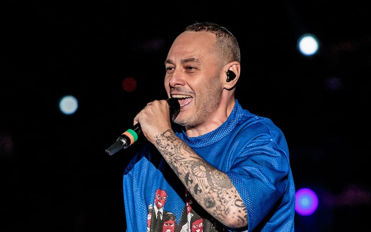 Chi è Paolo Carullo, marito di Miriam Leone e musicista degli Apple Jack