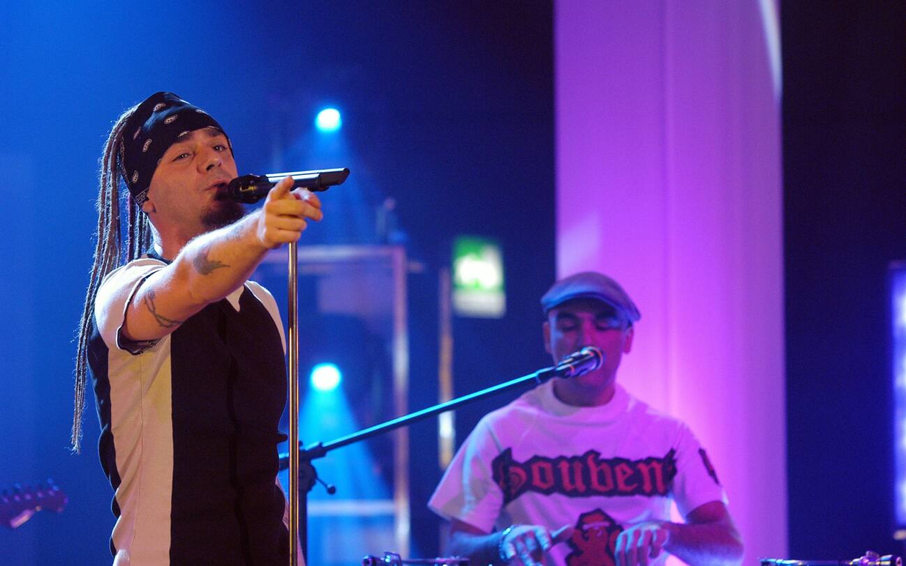 J-Ax compie 50 anni, le 10 canzoni da riascoltare. FOTO | Sky TG24