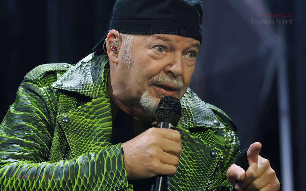 Vasco Rossi - Il Supervissuto, la docu-serie dal 27 settembre su Netflix