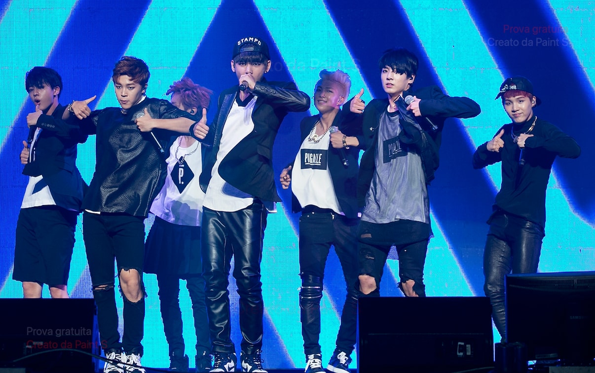 I BTS celebrano 10 anni, come sono cambiati i membri della band. FOTO