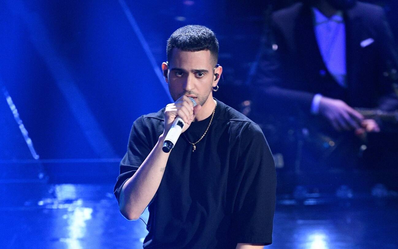 Sanremo 2022, Mahmood e Blanco con Brividi: il testo | Sky TG24