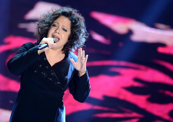 I 70 anni di Antonella Ruggiero, dai Matia Bazar ai successi da solista ...