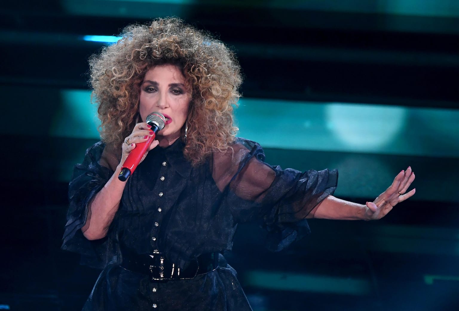 Marcella Bella compie 70 anni: le 5 canzoni più famose | Sky TG24