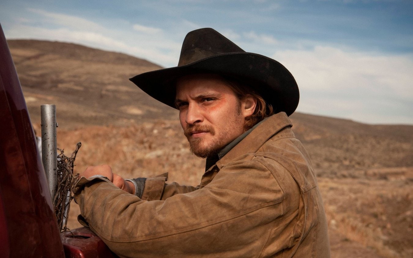 Yellowstone 2, il cast: Luke Grimes è Kayce Dutton nella serie tv in ...