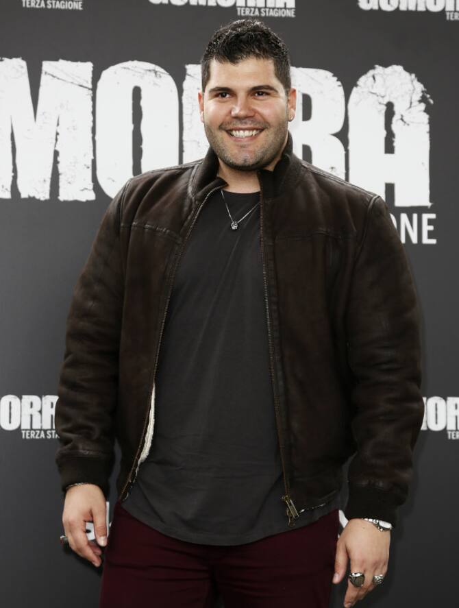 Salvatore Esposito, da Genny Savastano di Gomorra a Gaetano Fadda di ...