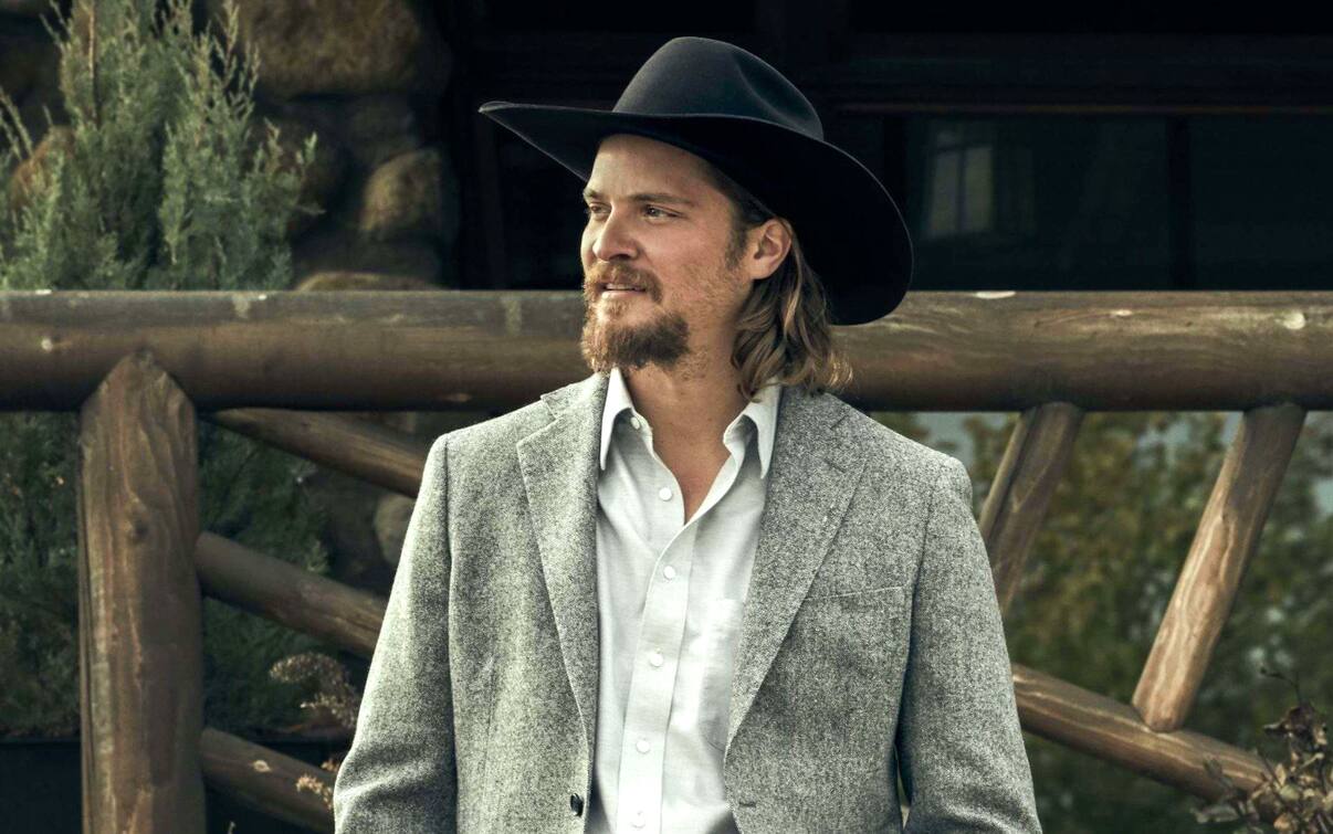 Yellowstone, il cast della terza stagione della serie tv. con Kevin ...