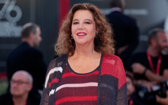 Stefania Sandrelli in Sicilia sul set de L'estate più calda